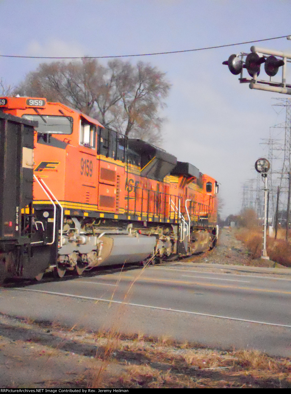 BNSF 5878 & 9159